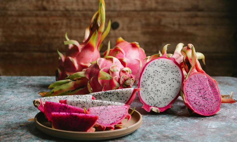 Health benefits of eating dragon fruit regularly