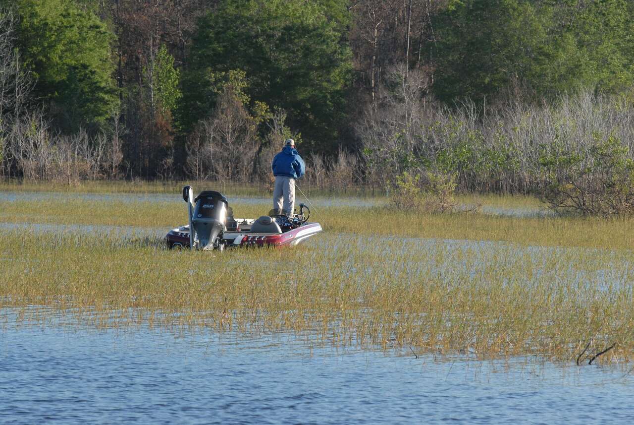 See the fishing conditions this weekend on local lakes
