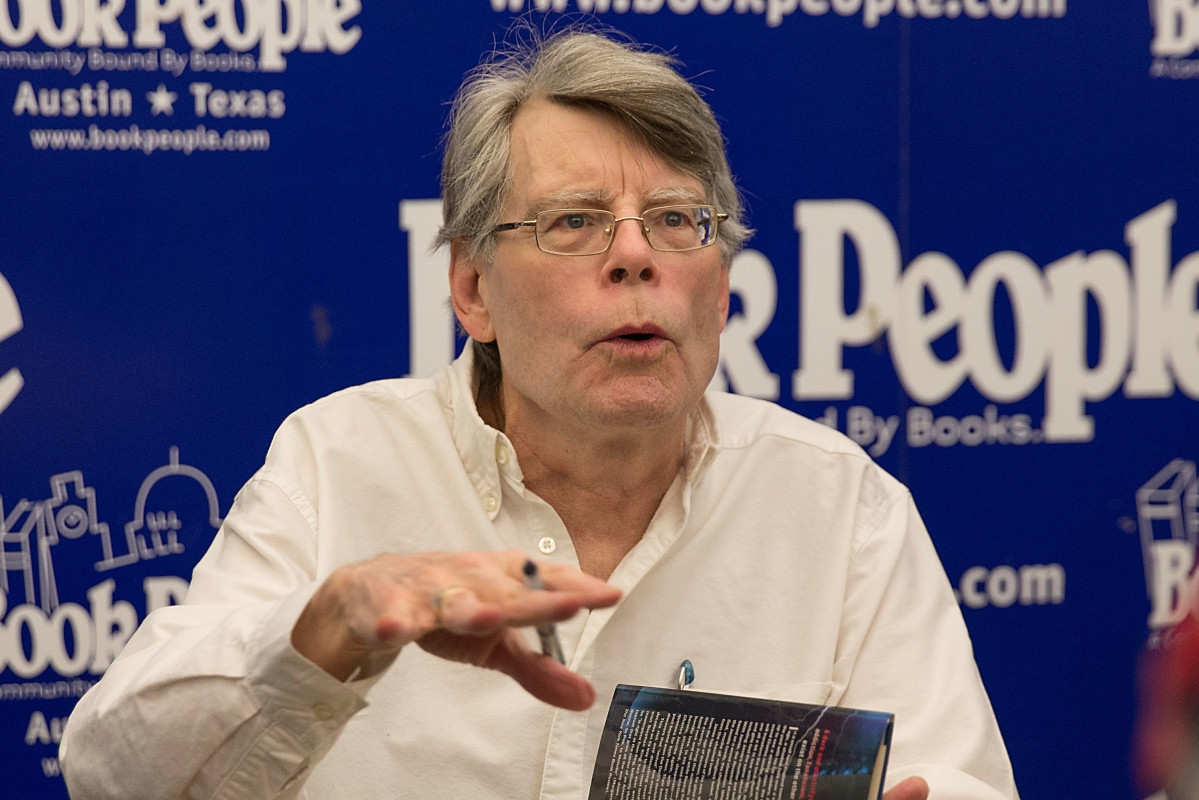 Stephen King Praises New Book From Best-Selling Author: 'Have Never ...