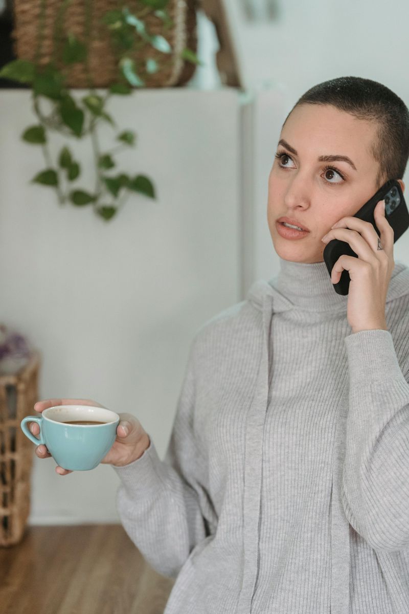 15 Behaviors That Show a Woman Has Character and Class