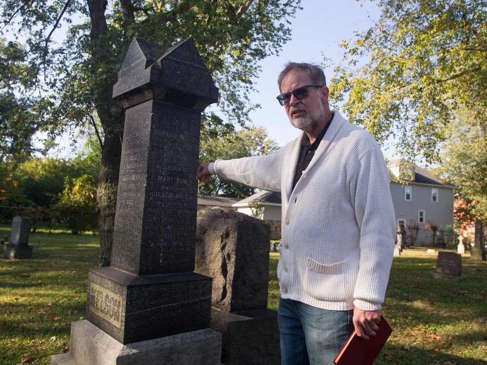 Meet Windsor’s 'neighbours from the past' on spooky cemetery walk