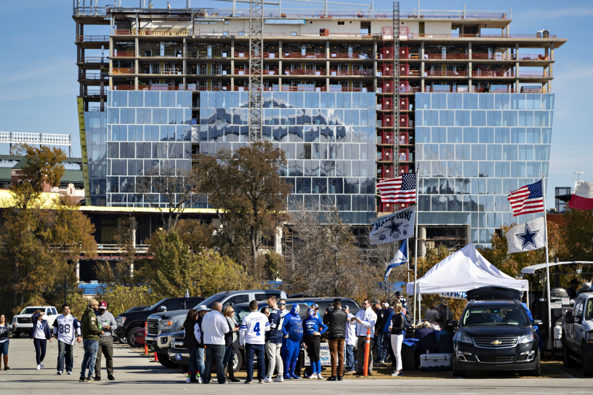 Study Names The No. 1 Tailgating Scene in the NFL
