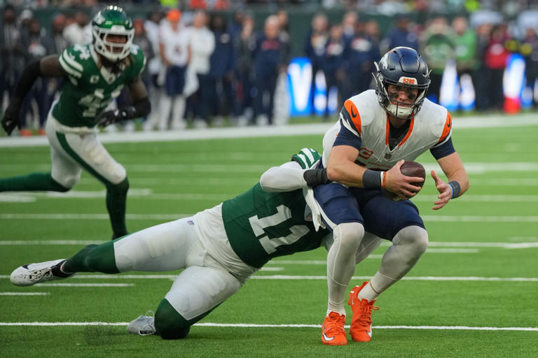 Giants' spark plug rookies Jaxson Dart and Cam Skattebo to test Broncos ...