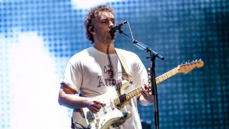 Ticket resales 'to be capped at face value' under crackdown on rip-off ...