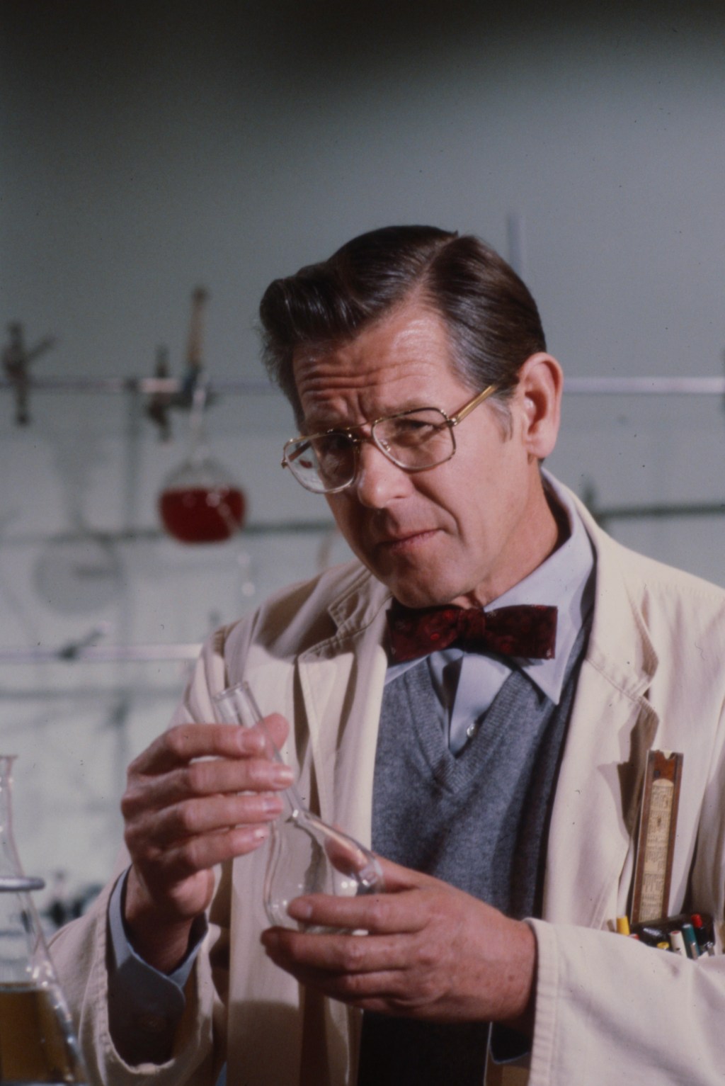 ‘Naked Gun’ and ‘Police Squad!’ star Ed Williams dead at 98