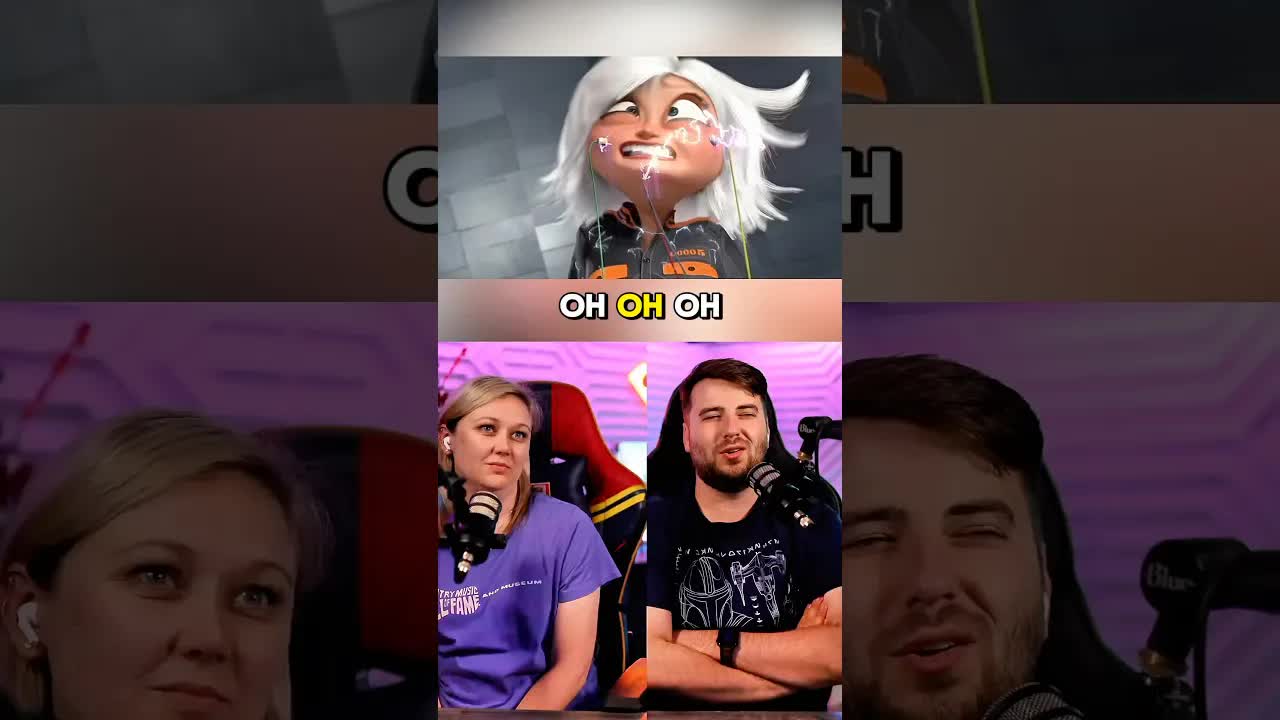 That Looks Shocking! 👀 Monsters Vs Aliens REACTION!