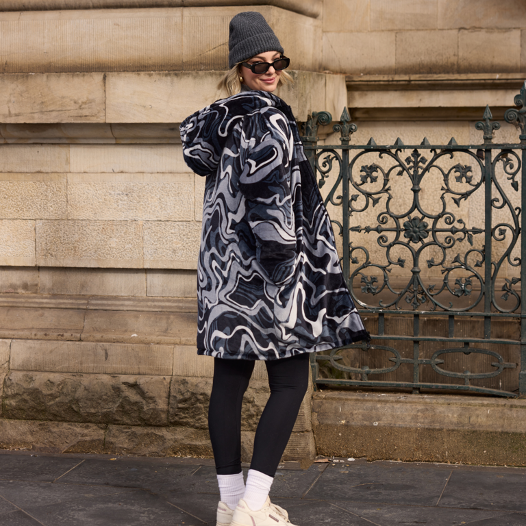 Stay Cosy This Winter With Oodie's New Puffer Jacket