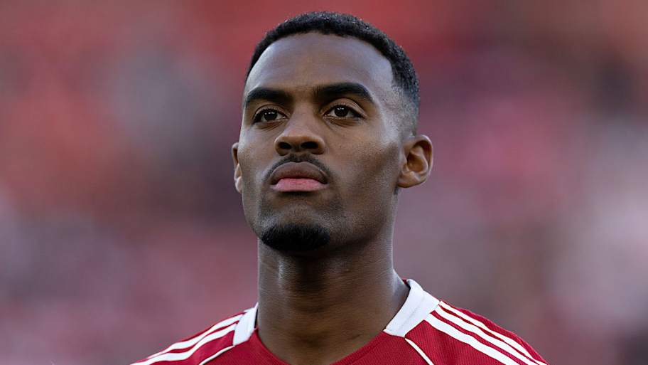 Liverpool Injuries: Every Player Out of Man Utd Clash, Potential Return ...