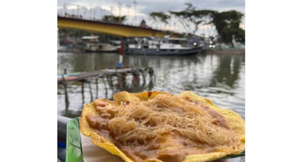 Nikmatnya Karupuak Kuah Padang,Jajanan Khas Sumatera Barat yang Tak ...