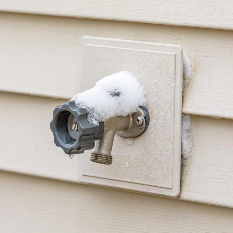 A Step-By-Step Guide to Winterizing Your Hose Spigot
