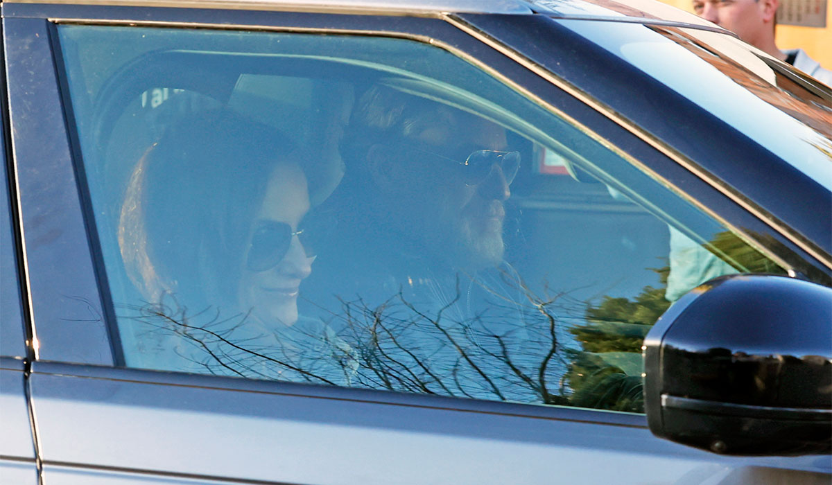 Adios! Sharon Corr’s ex-husband Gavin Bonnar splits with Spanish ...