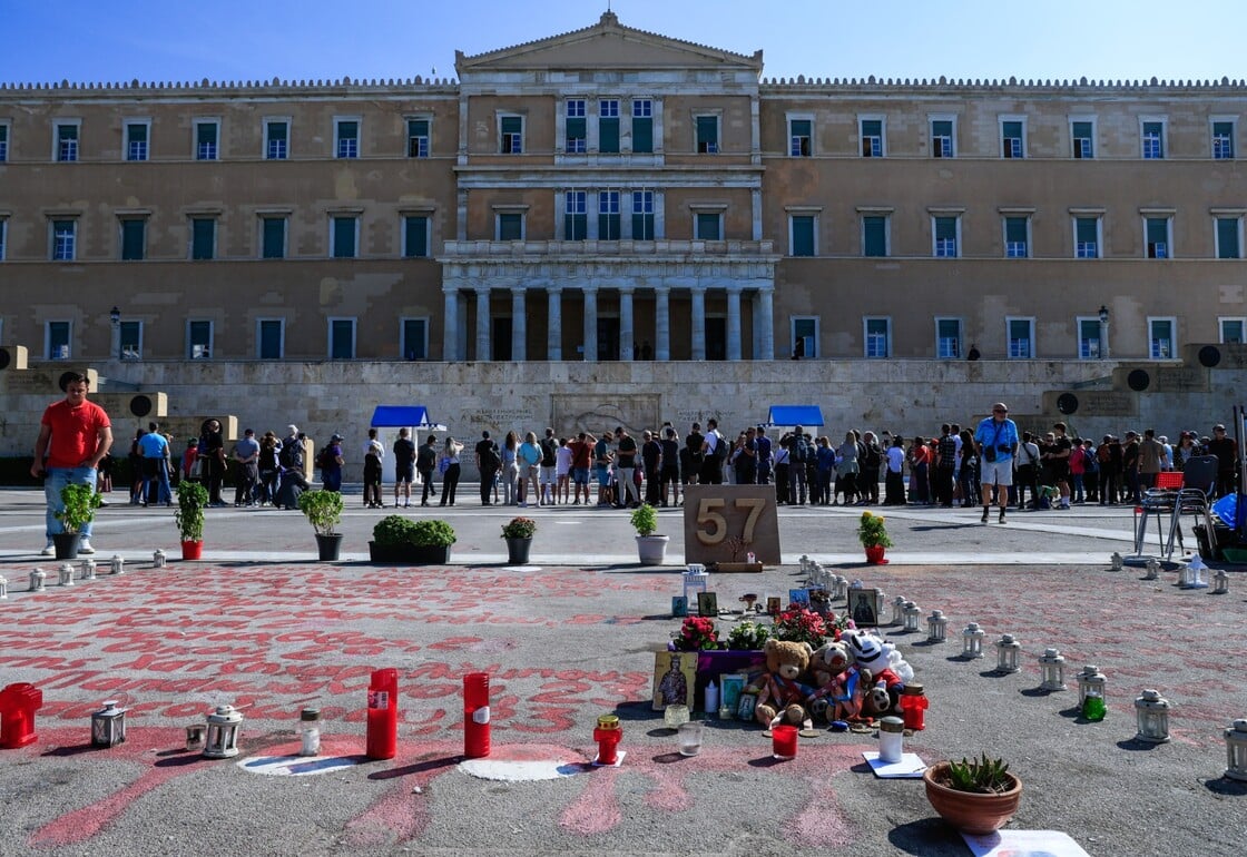«Οι νεκροί των Τεμπών δεν έπεσαν για την πατρίδα»: Αντίδραση ΠΑΣΟΚ για ...