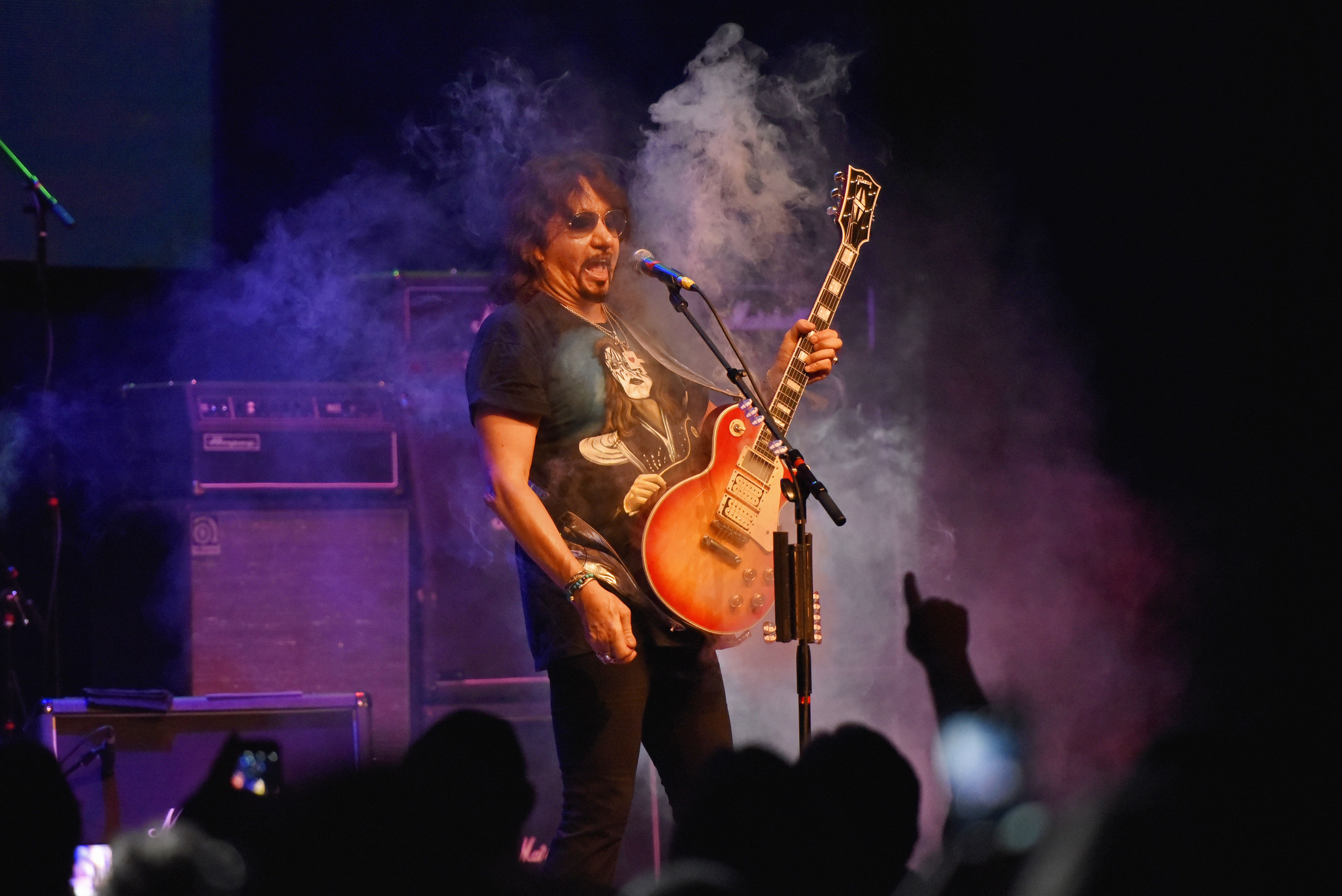 El mundo del rock llora a Ace Frehley, histórico guitarrista de KISS