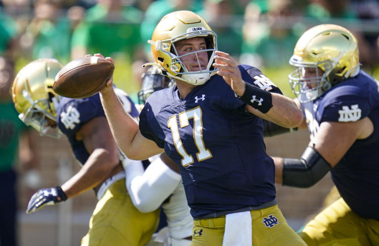 Sayville star signal caller Patrick Coan thriving while being mentored ...