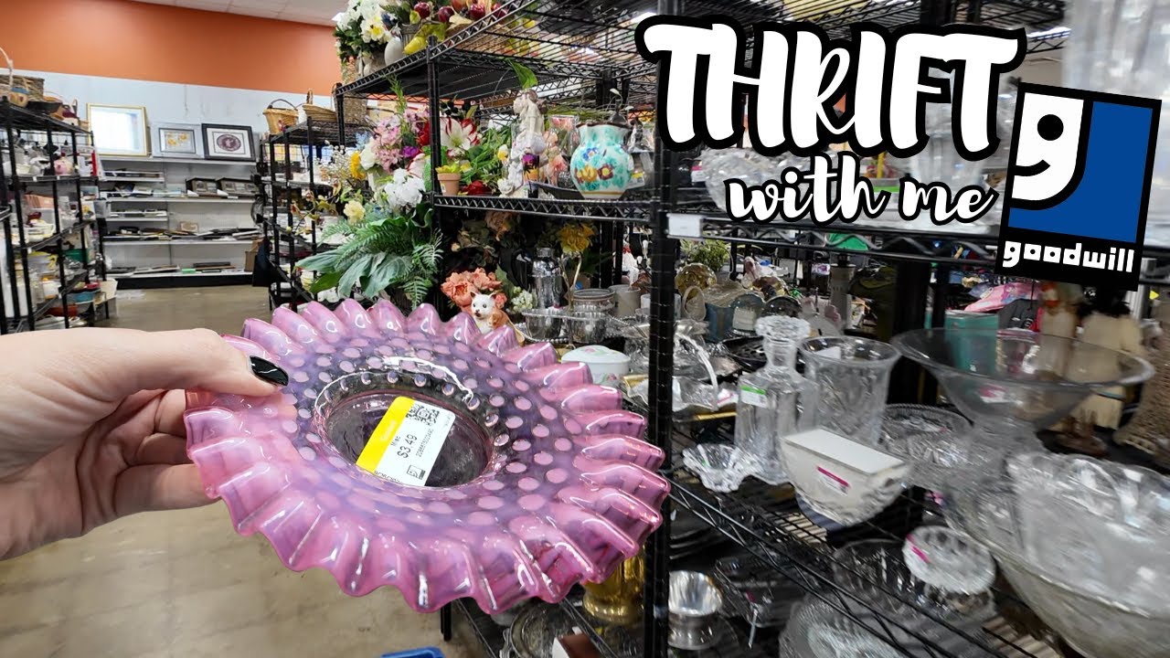 Thrift with Me at Goodwill | Crazy Lamp Lady