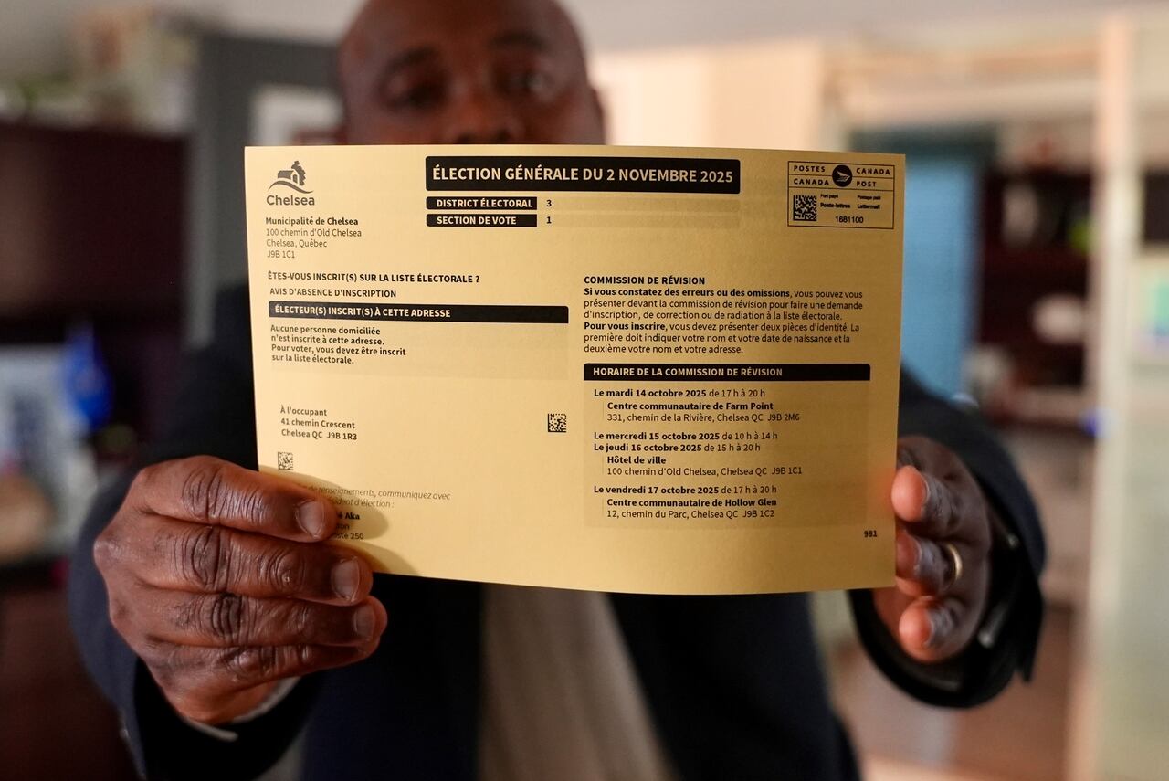 Canada Post labour dispute disrupts delivery of voter cards, mail-in ...