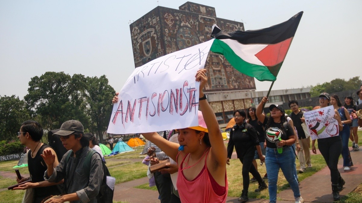 Se le deshace la UNAM al rector Lomelín; llega la ola palestina