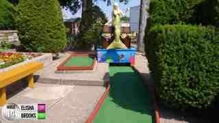 Mind-Blowing Old School Mini Golf Course!