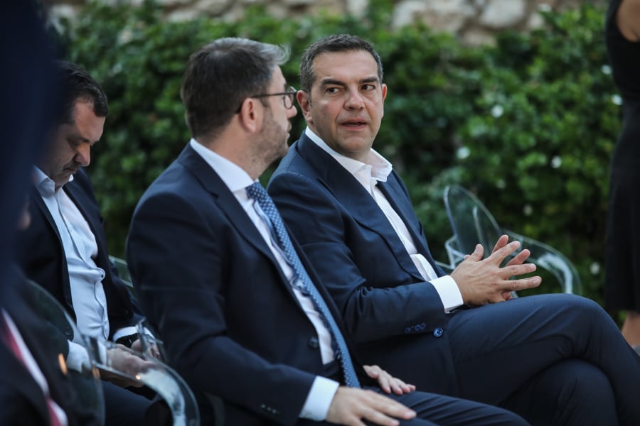 Ο Τσίπρας προχωράει προς την… Ιθάκη του – Τι θα πράξει ο Ανδρουλάκης;