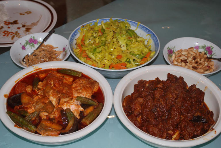 9 Everyday Foods That Stay Fresher Outside the Fridge