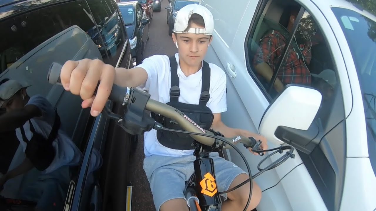 Insane wheelie session across London city