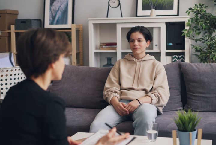 10 Gen Z Habits That Boomers Actually Like
