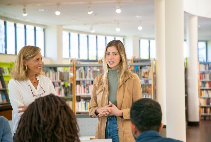 10 Gen Z Habits That Boomers Actually Like