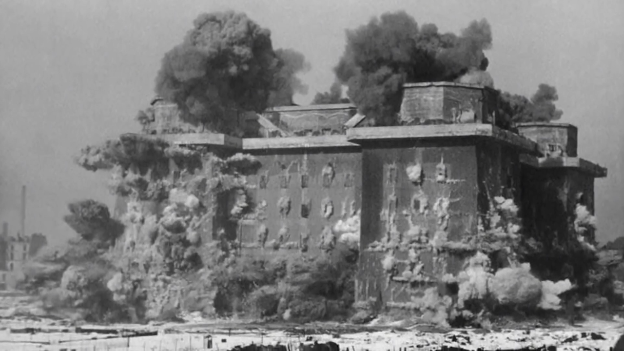 Berlin's Final Hour: The Battle for the Reichstag and Hitler's Last Stand