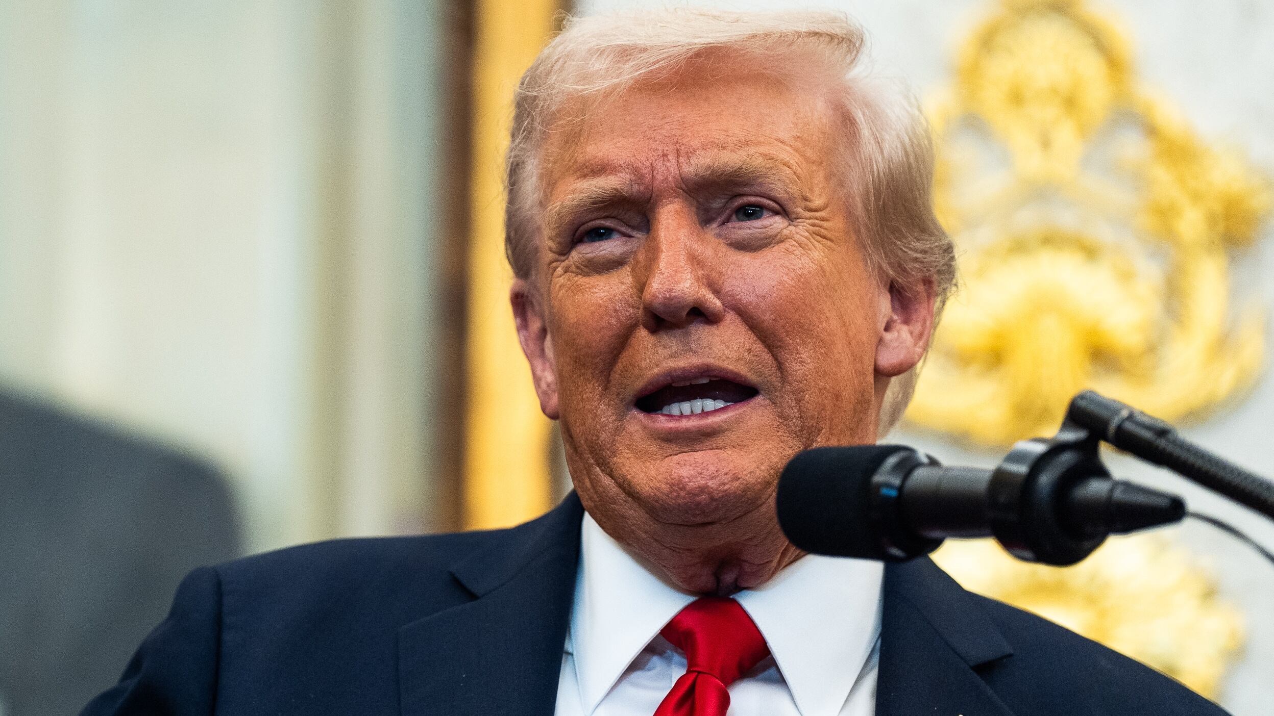 Murdoch Paper Sends a Dire Warning to Trump Aides in His Retribution ...