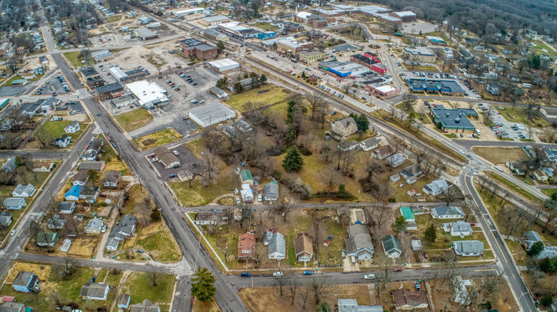 One Of Missouri's Most Picturesque Cities Is A Charming Route 66 Gem ...