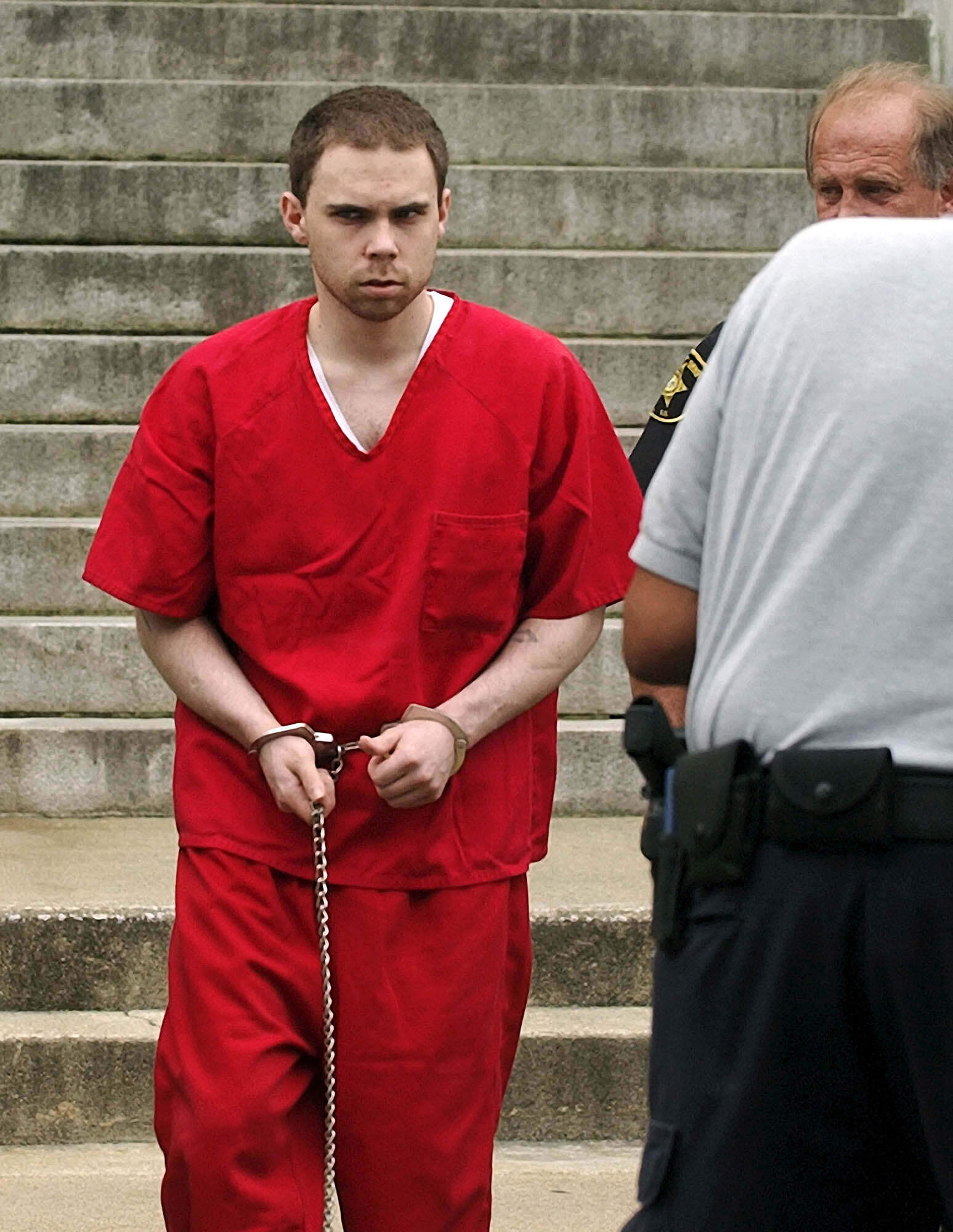 Murderer who taunted cops with messages in blood chooses firing squad