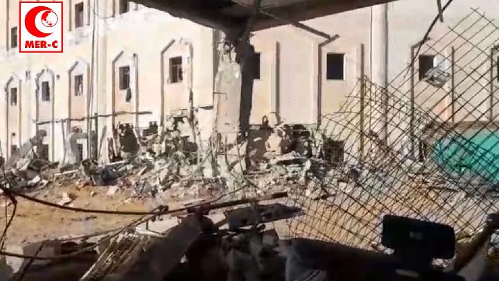 RI kutuk spanduk militer Israel di RS Indonesia Gaza