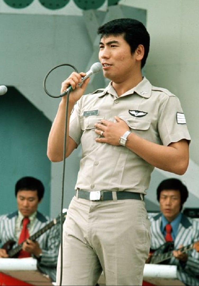 Consolation Train: Soldier Performances Propel 64-Year-Old Show to ...