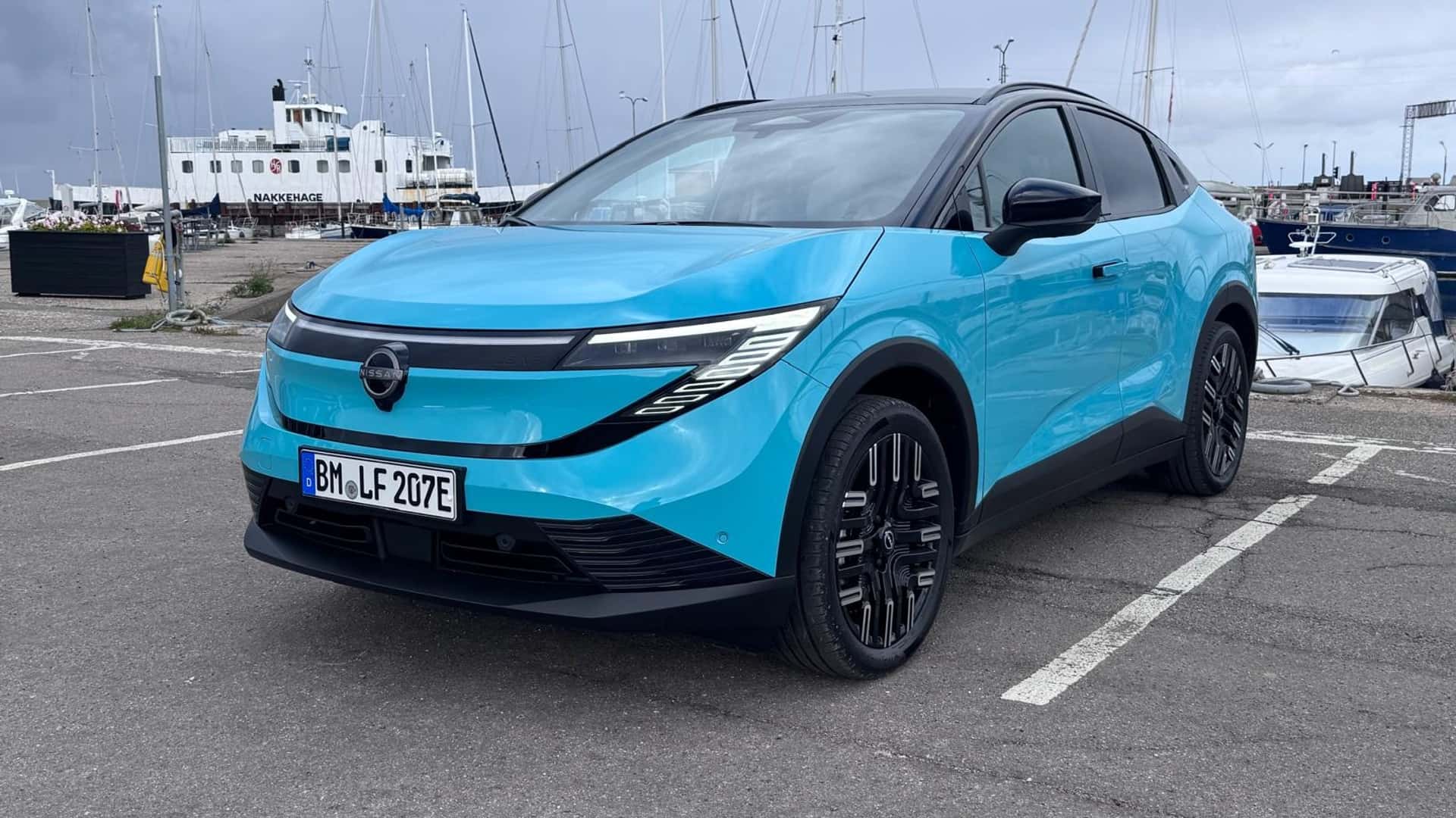 Com'è la nuova Nissan Leaf vista dal vivo: le foto