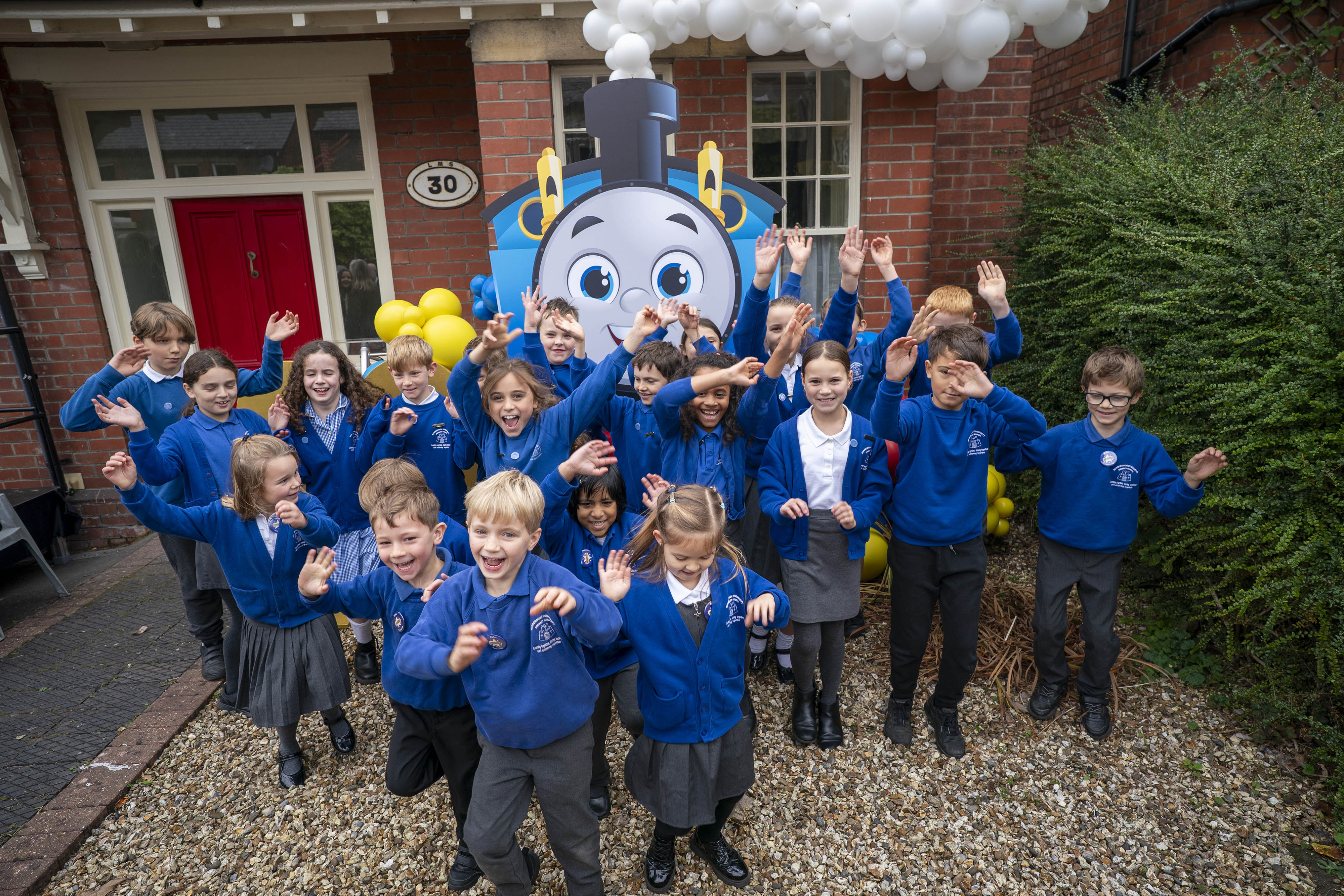 Blue plaque unveiled at former home of Thomas The Tank Engine creator