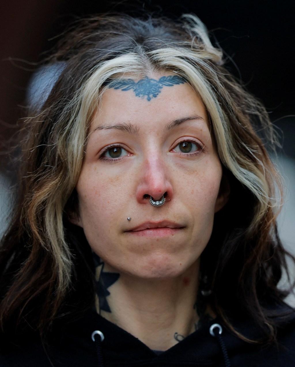 Tattooed salon owner allegedly threatened to kill ICE agents while ...