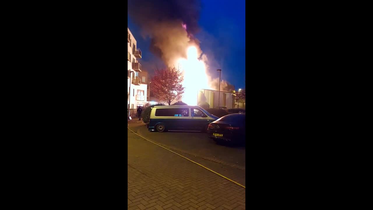 Fire at Finches Emporium causes evacuations in Forest Hill, London ...