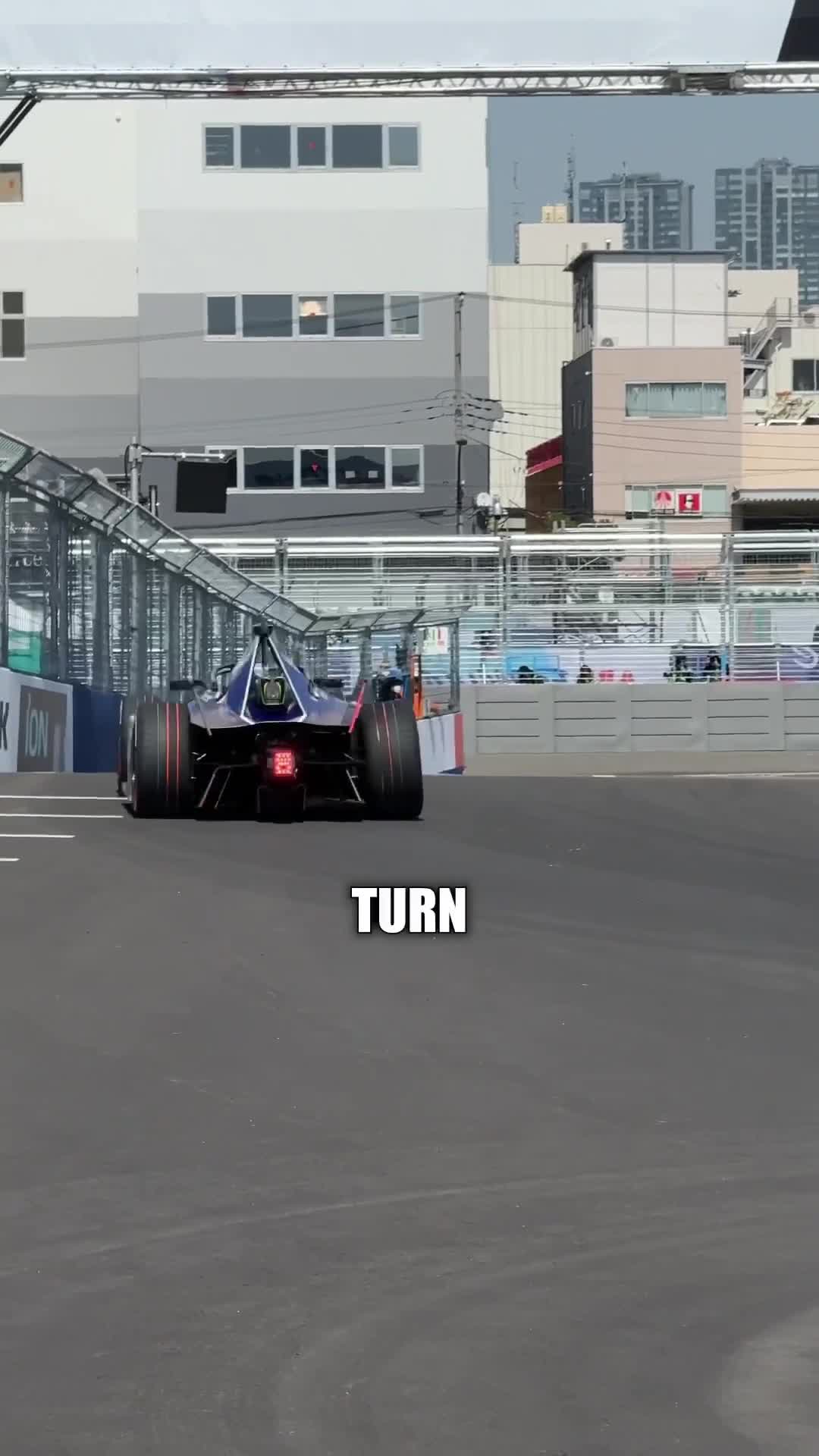 Discover the craziest jump in Formula E