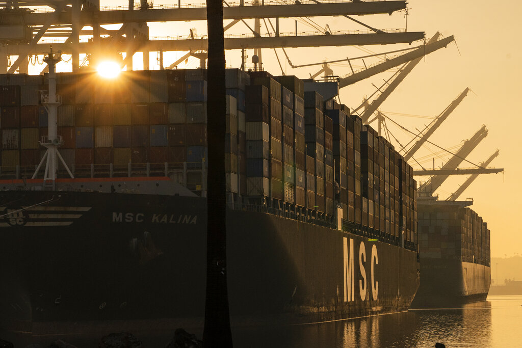 Tariffs sink Canadian couples’ long-running e-commerce operation