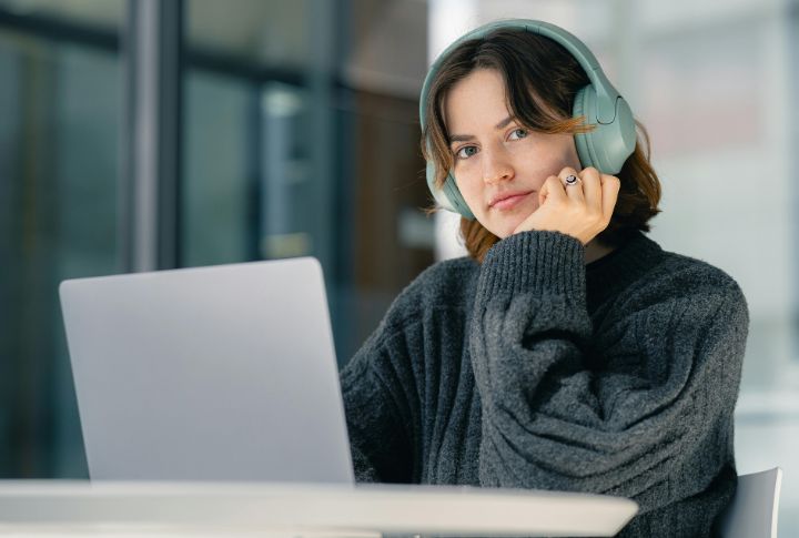 10 Gen Z Habits That Boomers Actually Like