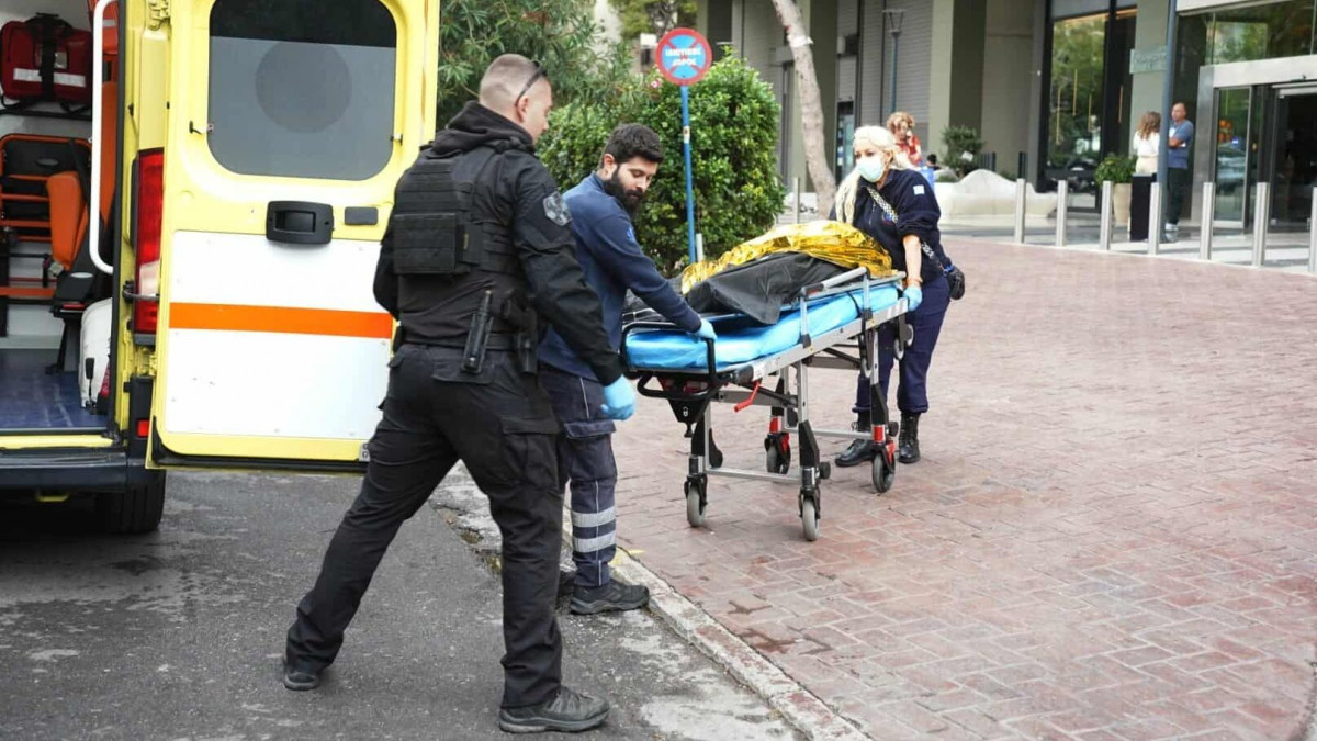 Συγκλονίζει μάρτυρας για την πτώση άνδρα από τον Πύργο «Απόλλων ...