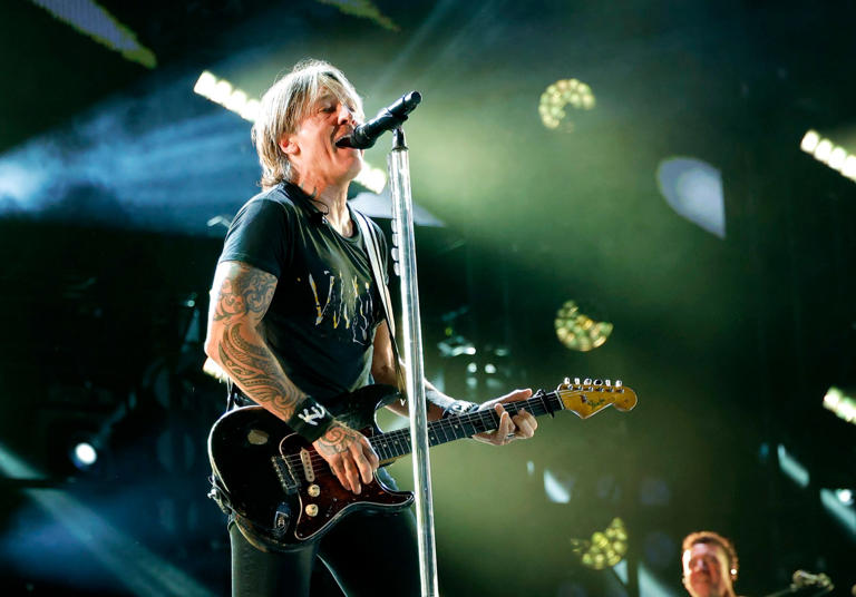 Keith Urban cancels concert due to health issues