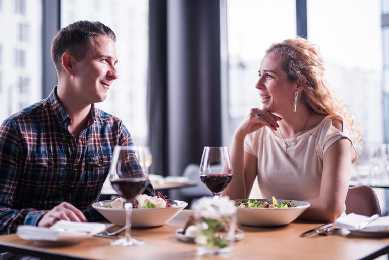 Gen Z is ‘financial flexing.’ Why they’re going broke to look successful.