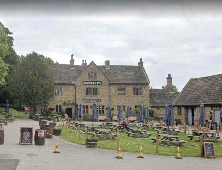 16 amazing pubs in scenic settings that you need to try across ...