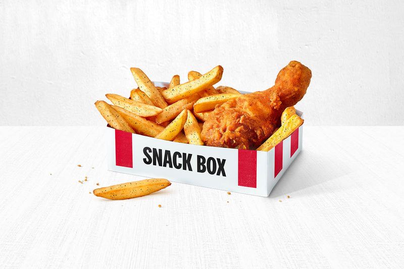 7 Fried Chicken Chains Chefs Actually Eat At