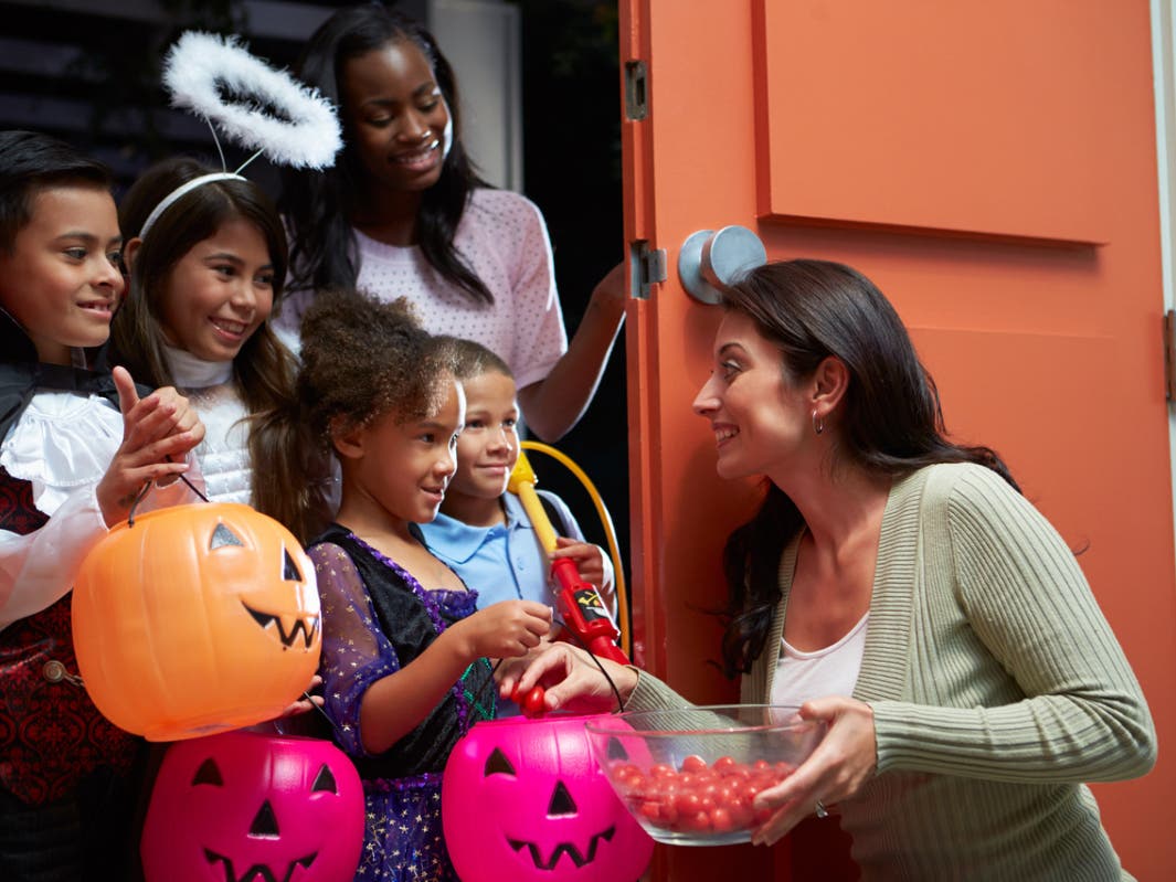 Pittsburgh Announces Official Halloween Trick-Or-Treat Times