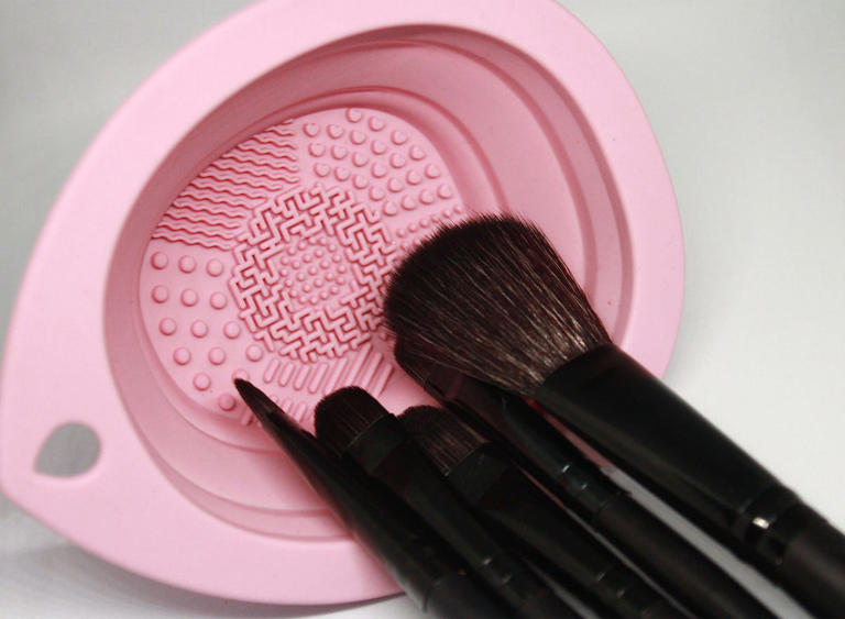 How often should you really wash your makeup brushes? The answer may ...