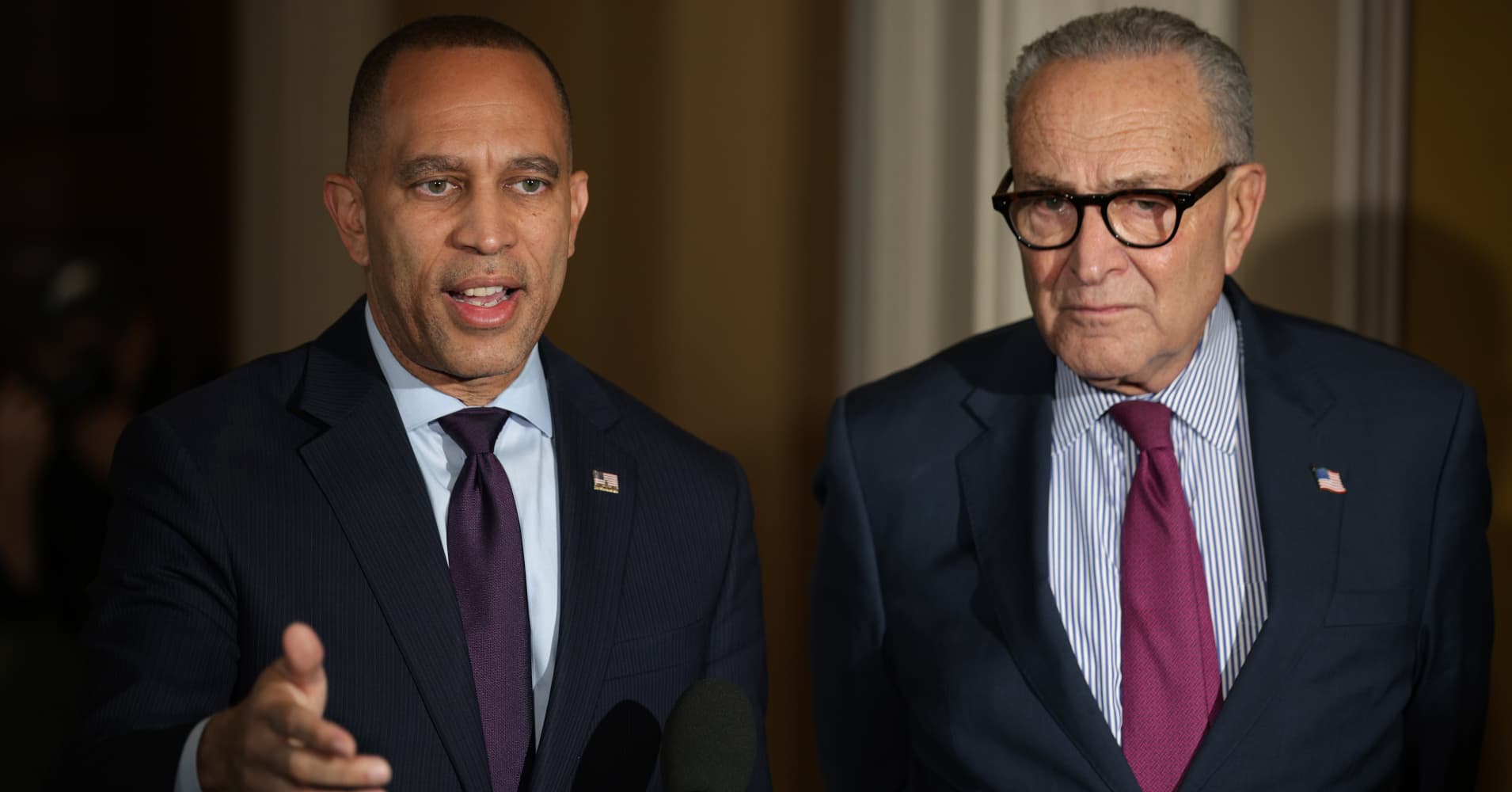 Democrats' distrust of Trump keeps them from forming 'gang' to ...