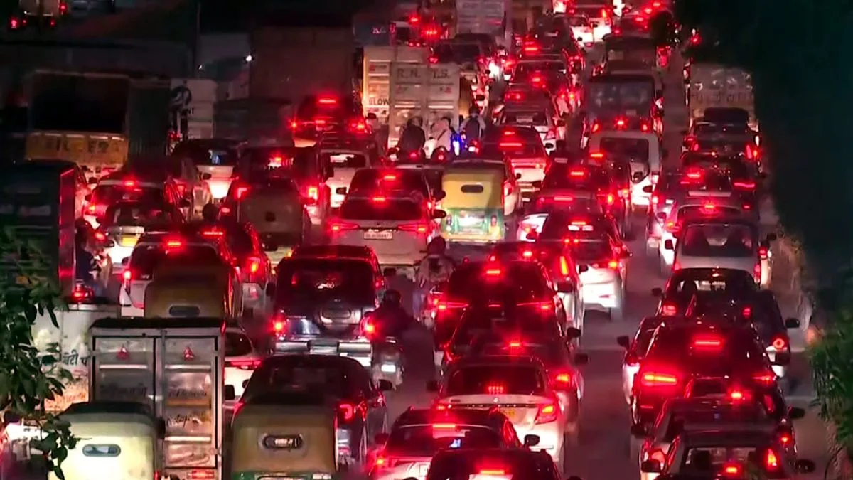 Six-week traffic curbs on Gouranga setu for repairs