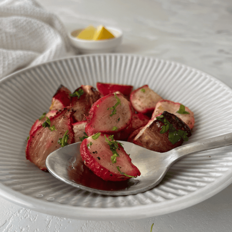 Easy Thanksgiving Side Dishes Everyone Will Actually Eat